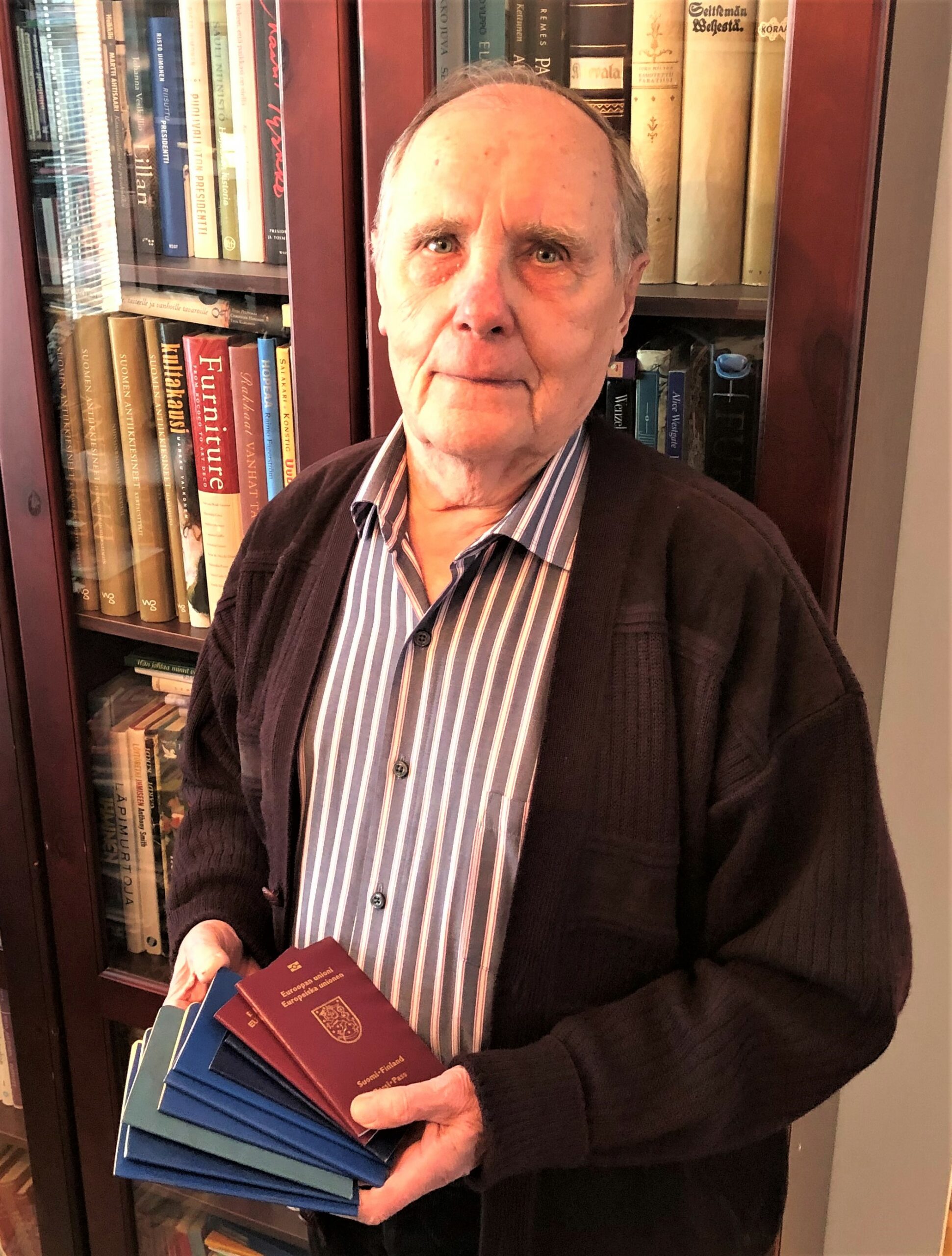 Niilo Mäenpää: “Ujo poika jäi rukouksesta noustuani tuolin ääreen ...